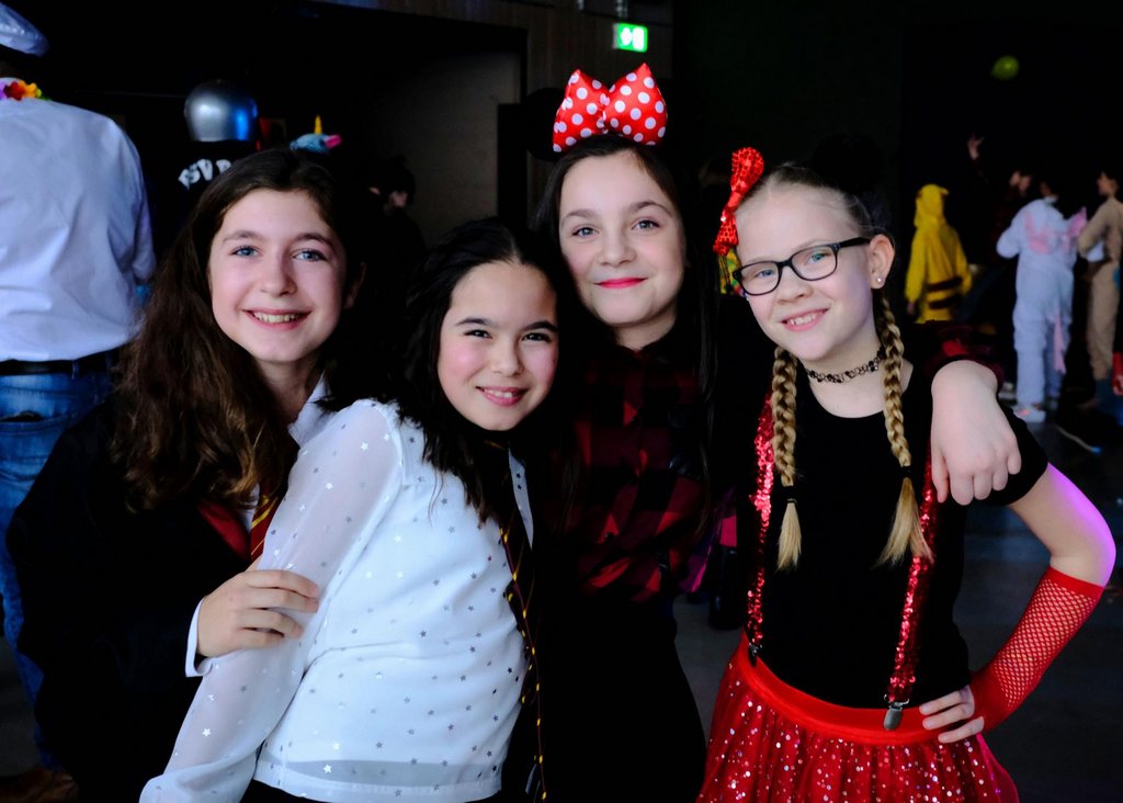Helau und Alaaf!: Bischöfliches Abtei - Gymnasium in Duisburg Hamborn Helau und Alaaf!: Bischöfliches Abtei - Gymnasium in Duisburg Hamborn